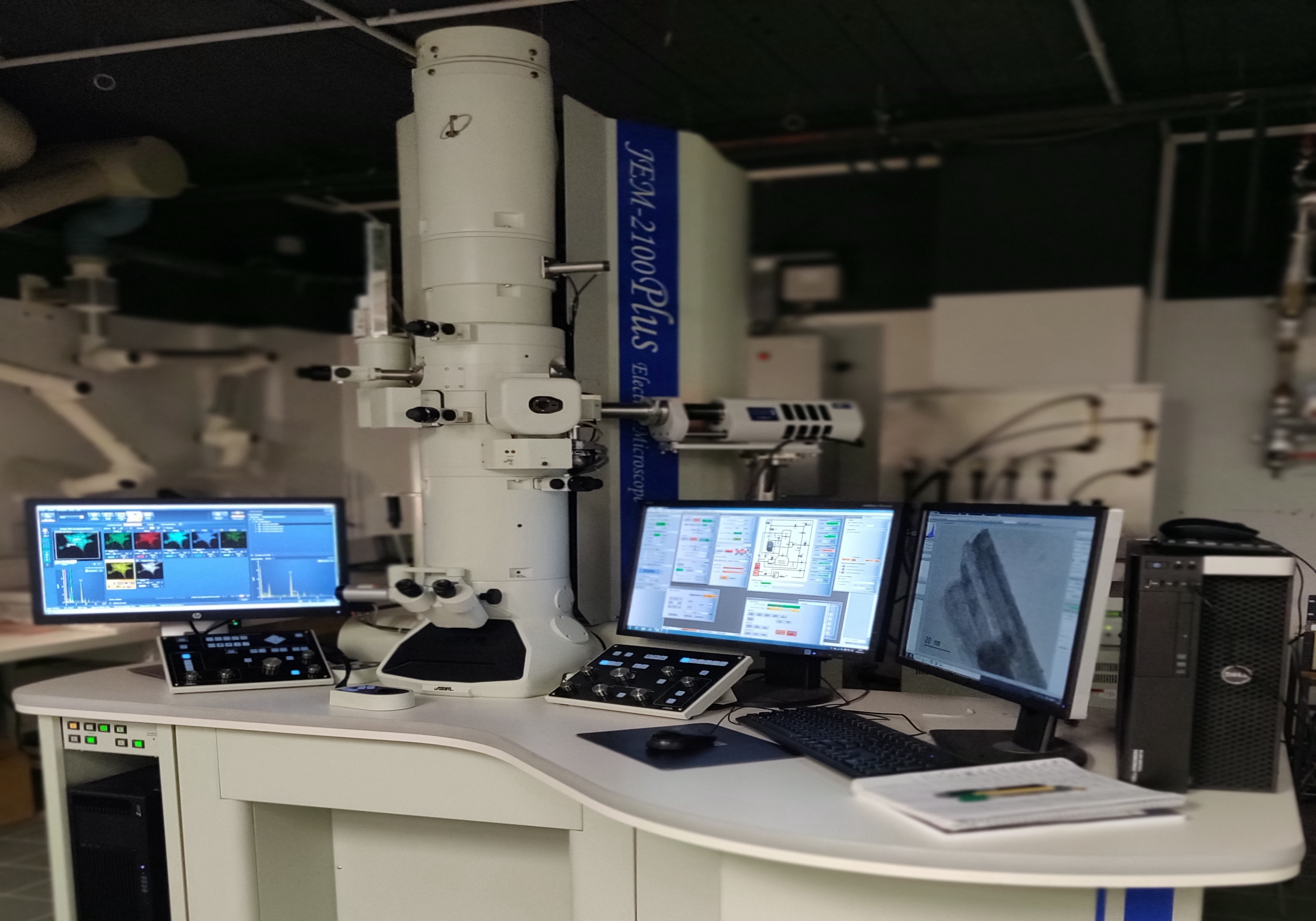 Les microscopes | FCMat - Fédération de Chimie et Matériaux de Paris-Centre